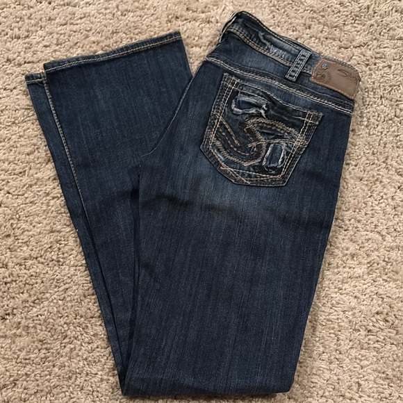 Silver Jeans | Jeans | Silver Tuesday Distressed Low Slim Boot Jeans ...